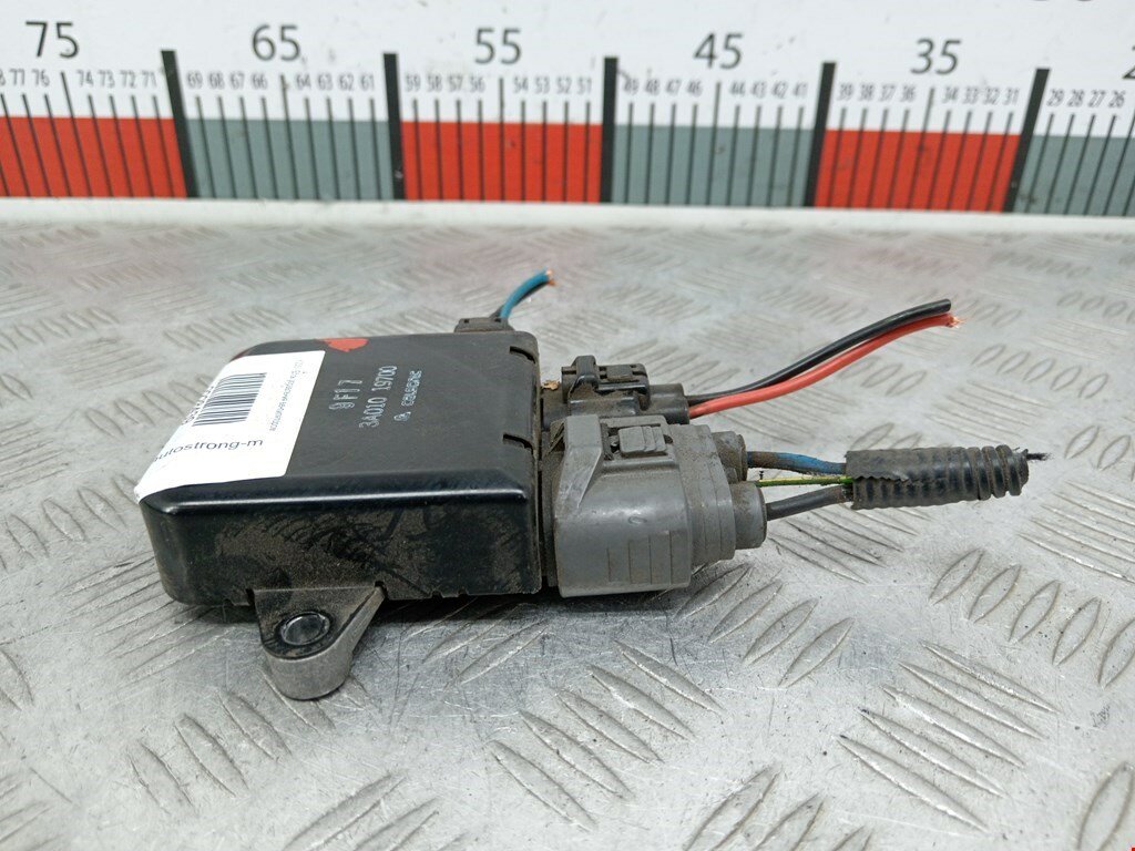 Блок управления вентилятором Mitsubishi Space_Star 1 3A01019700 арт. 2228439