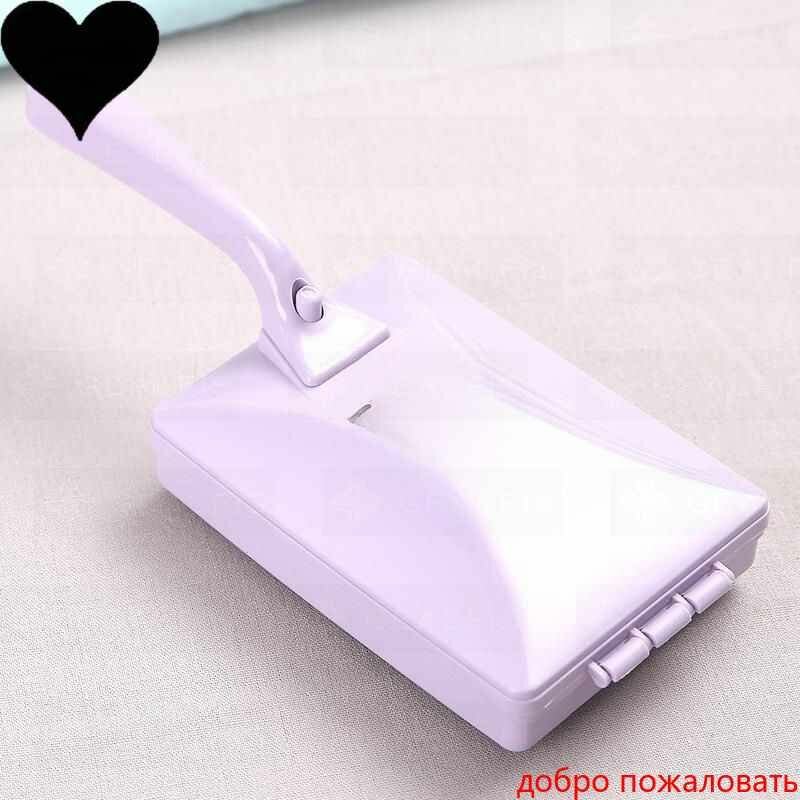 Щетка механическая ручная для сбора мусора с ковров и мебели с 3 роликами