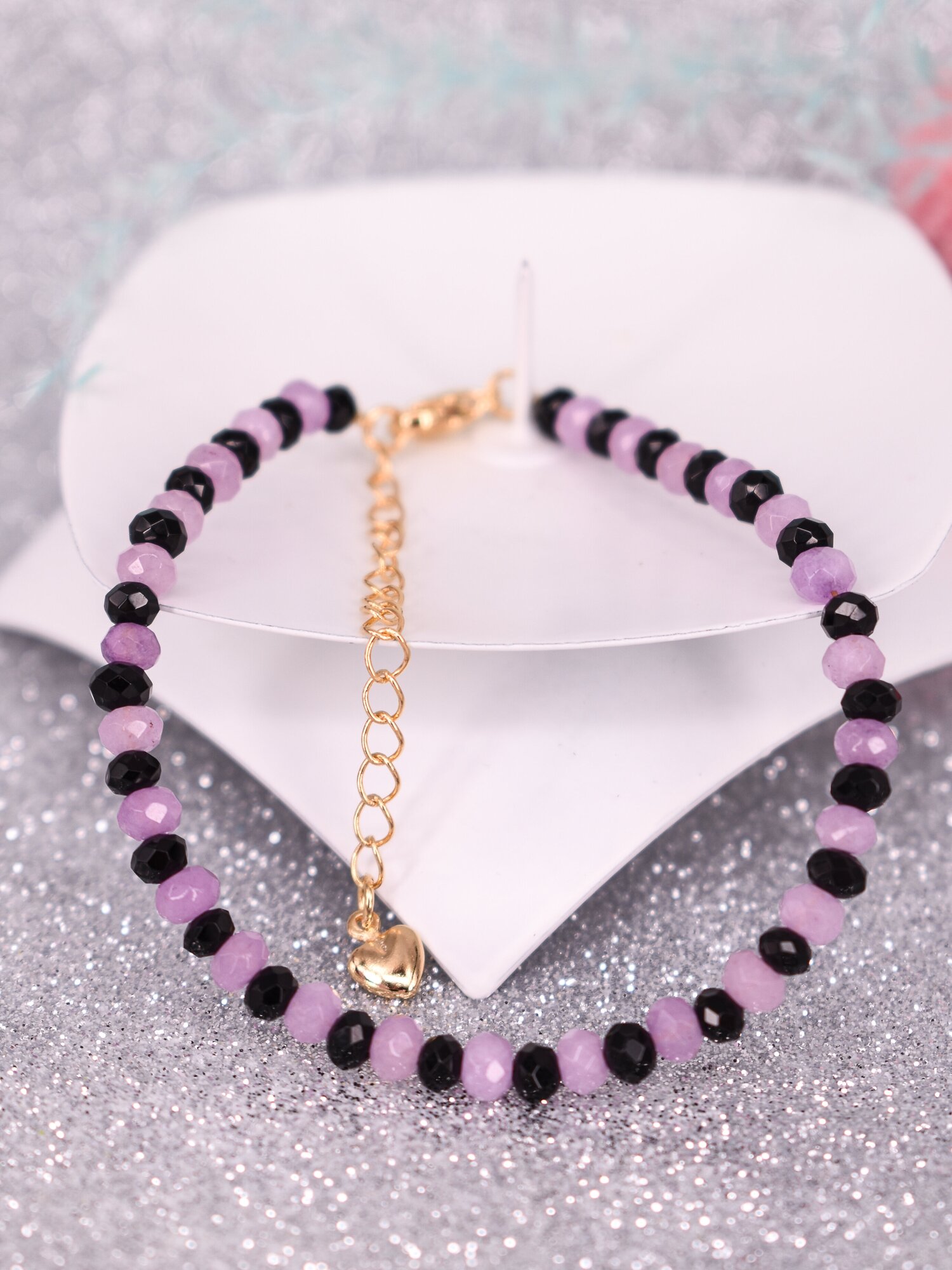 Славянский оберег, Браслет-нить Роскошь ЗОЛОТА, турмалин, аметист