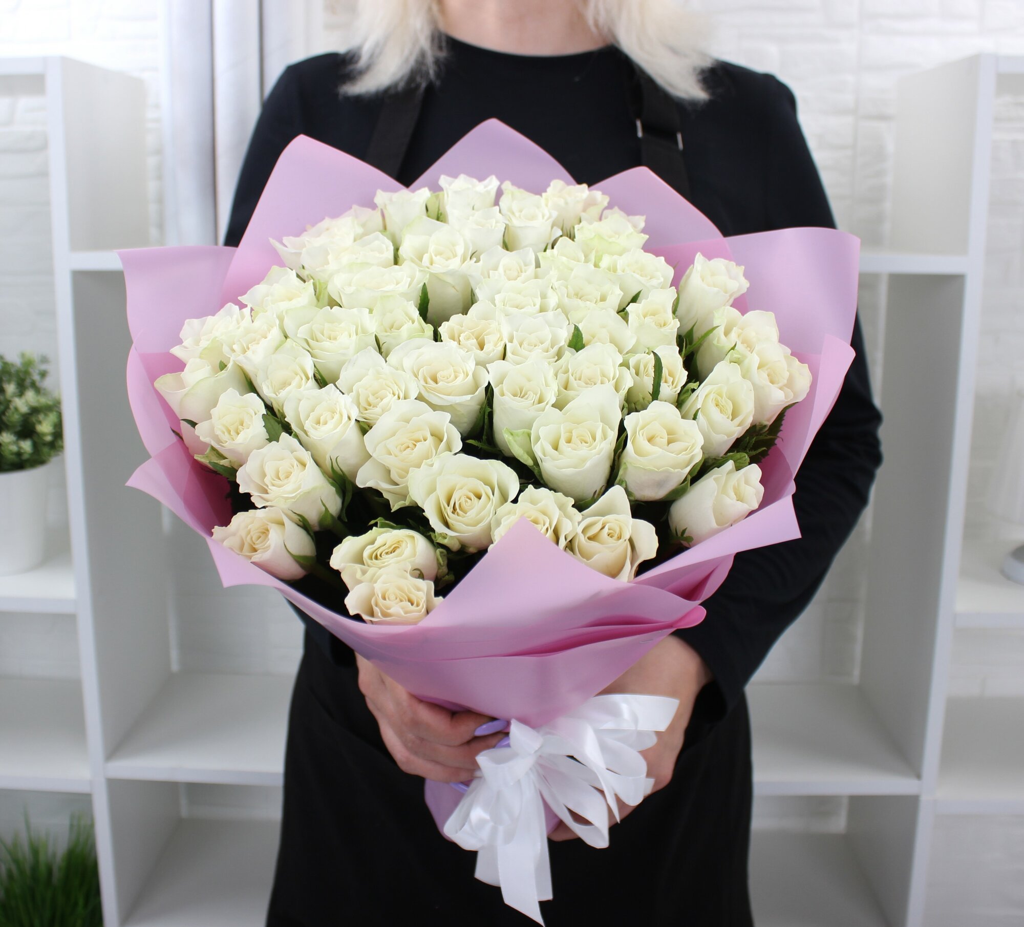 51 белая роза 40см