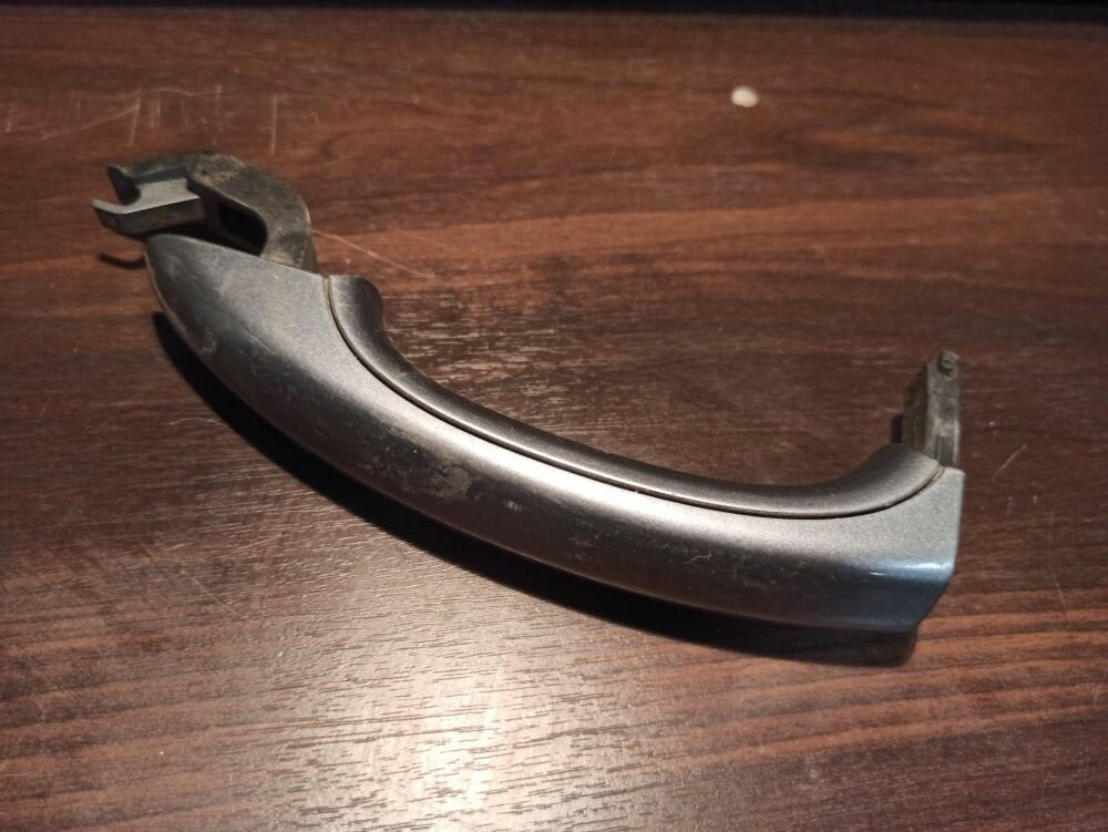 Ручка двери наружная Volkswagen Touareg 7L6837205C