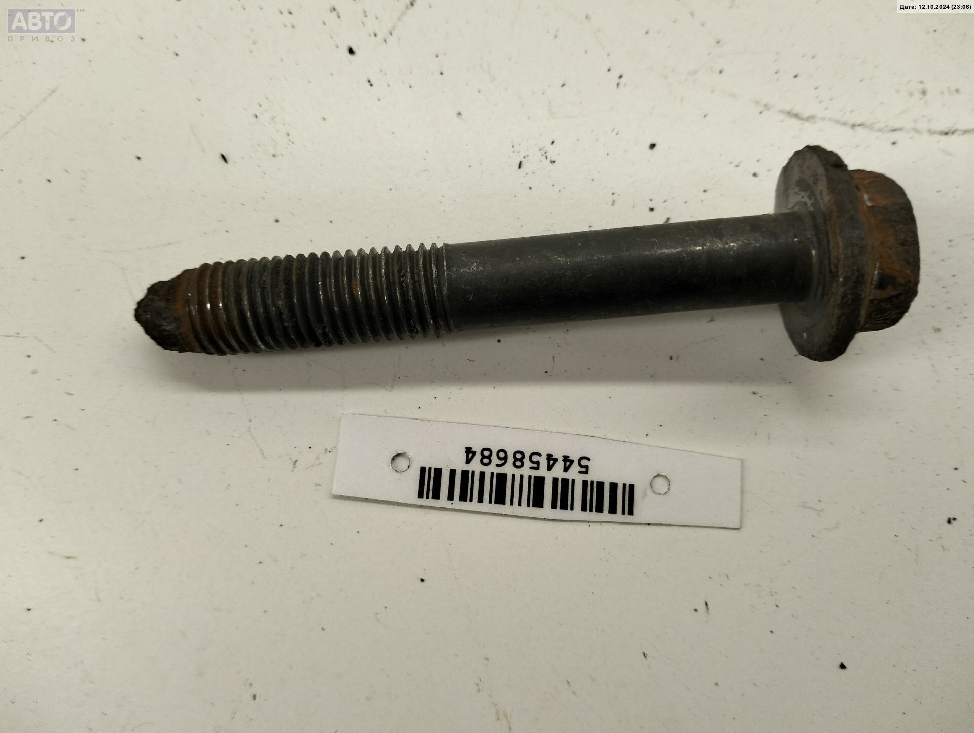 Болт крепления Volkswagen Golf-3