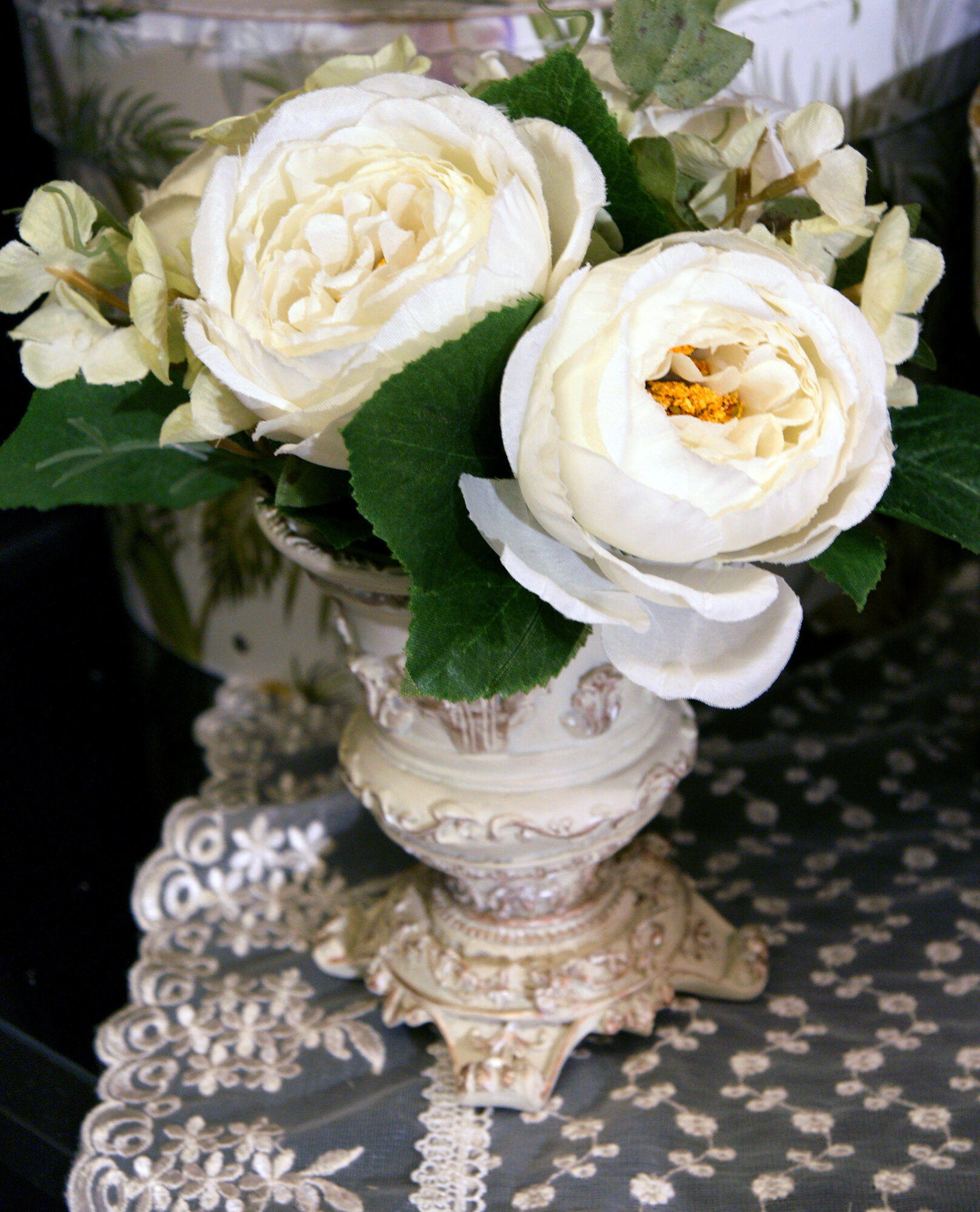 Букет-ветка роз Ажурель , BK-H-7317 молочный, высота 20 см,4 стебля,