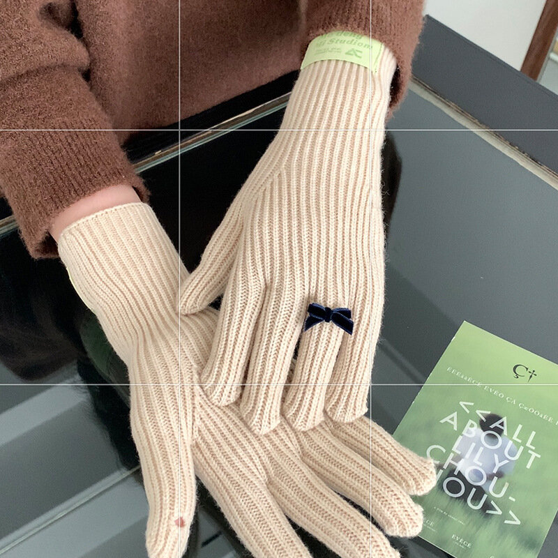 Перчатки для женщин