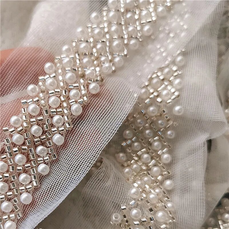 Кружевная ткань с жемчугом и бисером, белый/черный, 2см white