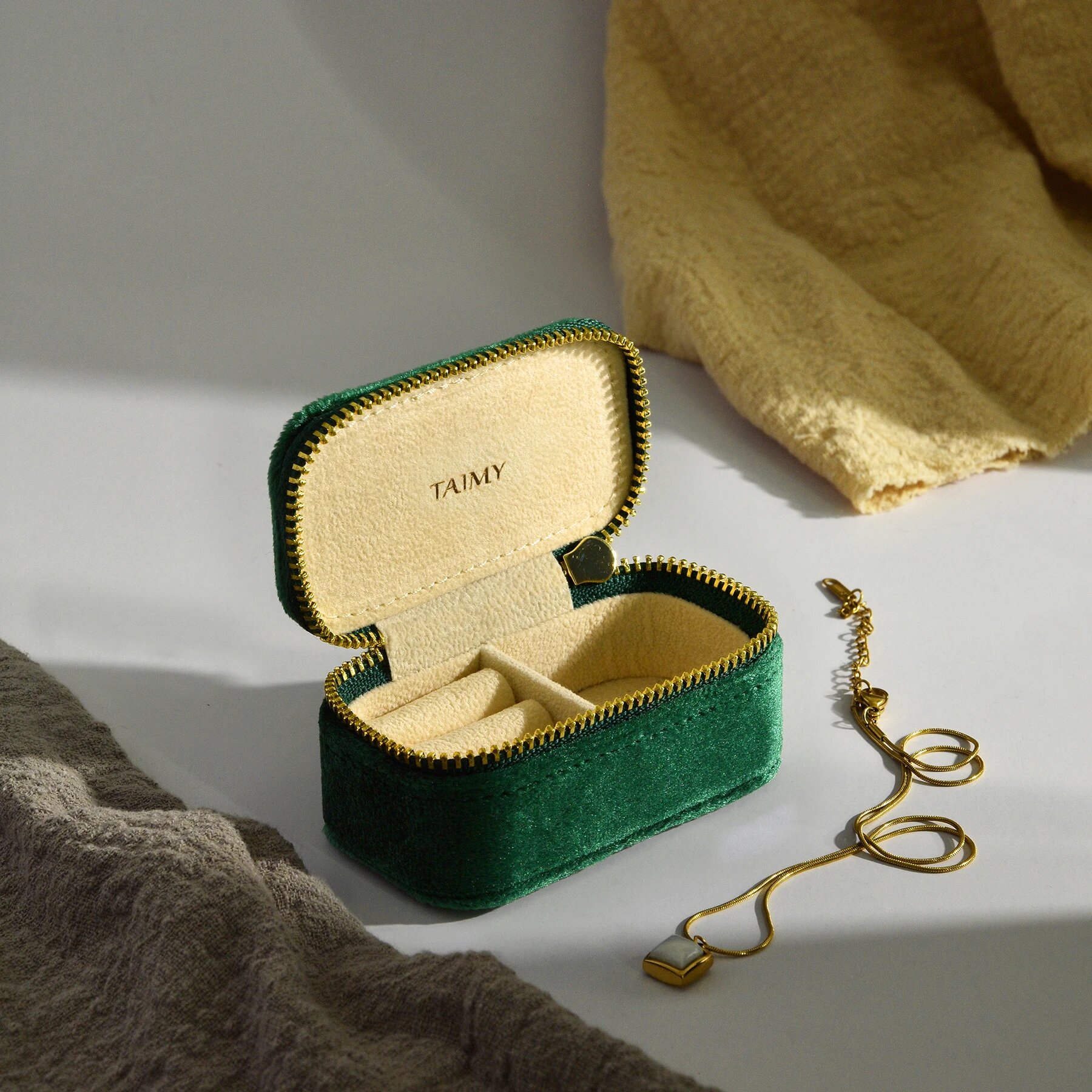 TAIMY бархатная шкатулка для украшений G116