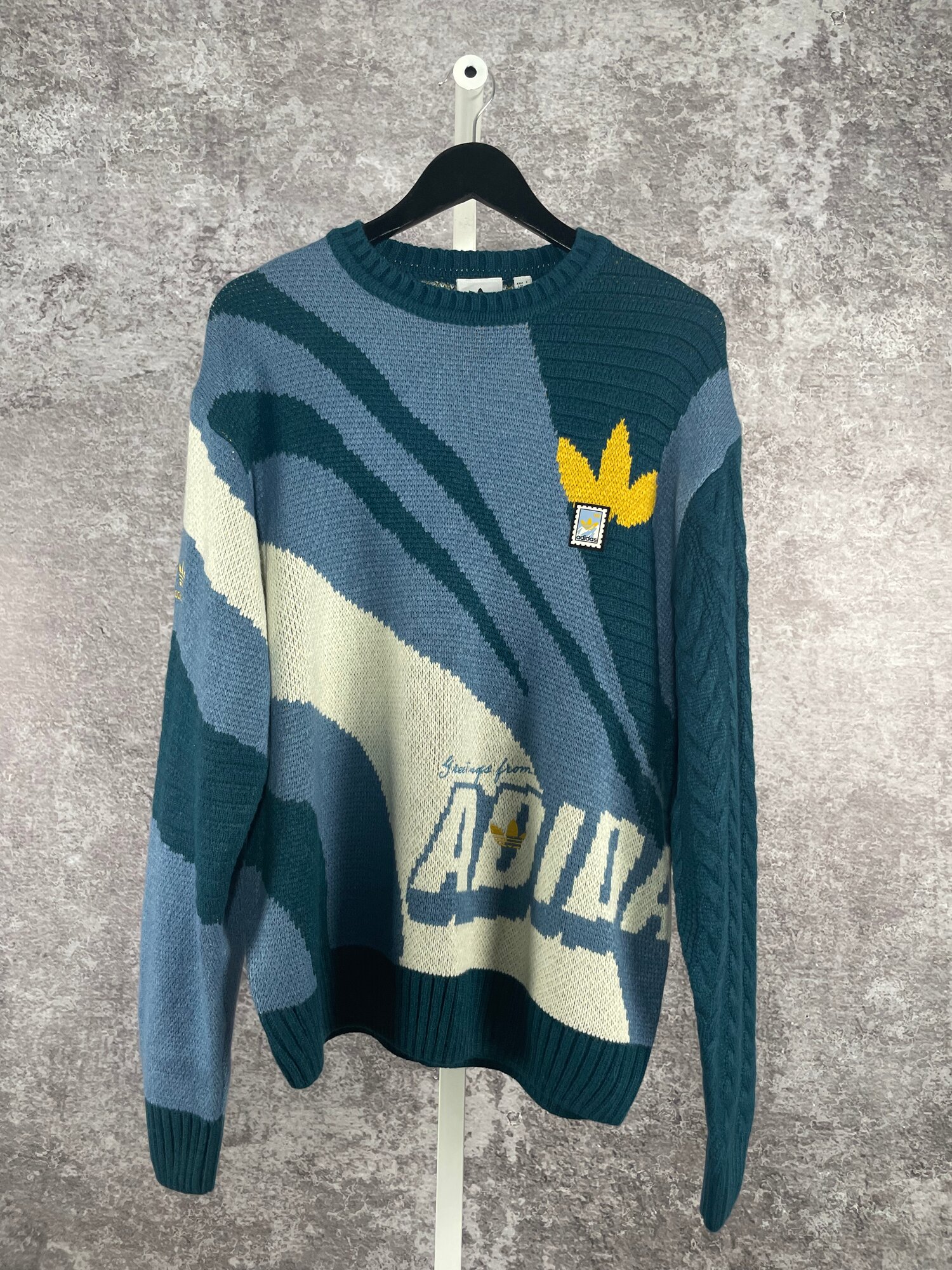 Свитер Sweet adidas