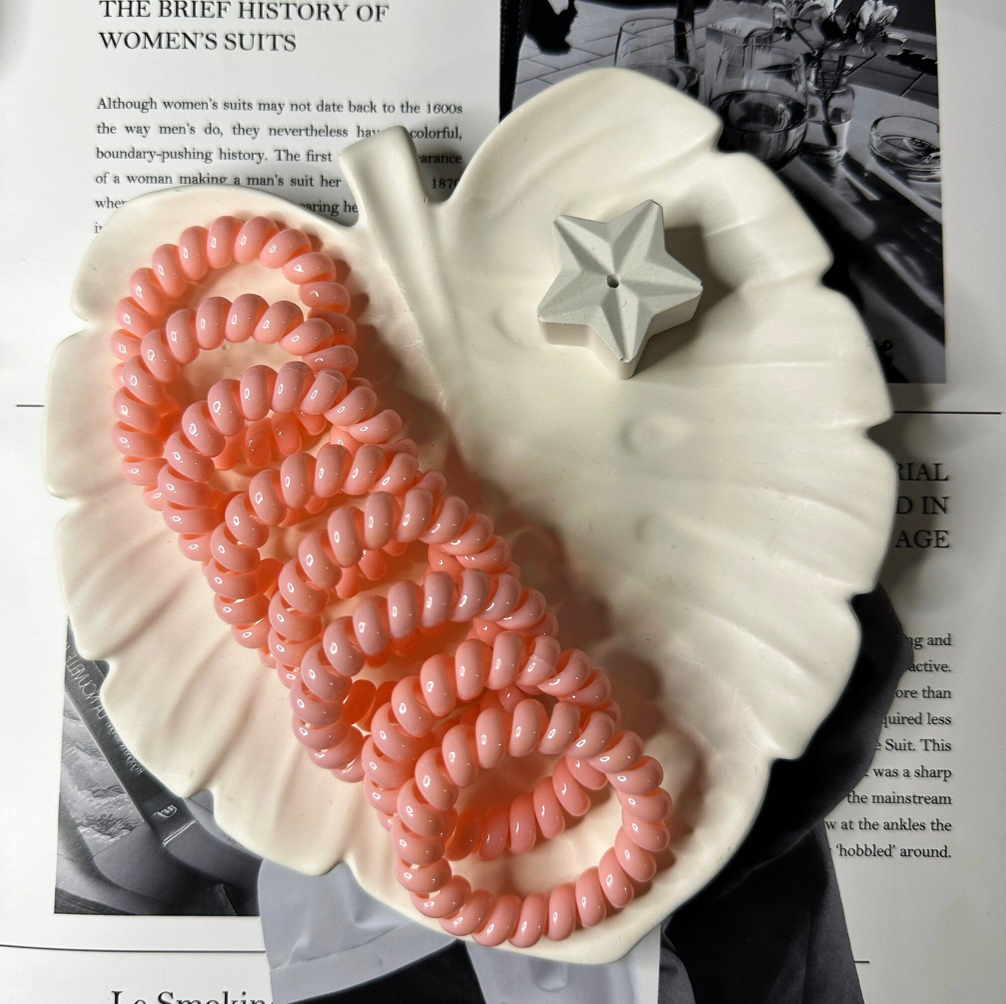 Набор резинок-пружинок для волос, нежно-розовые, глянцевые, силикон, диаметр 3см, 8 шт,