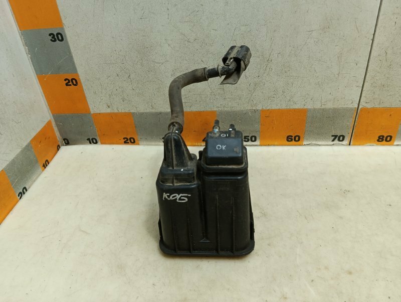 Б/У Абсорбер (фильтр угольный) Chevrolet Cobalt T250 460060 GENERAL MOTORS арт. 95265208