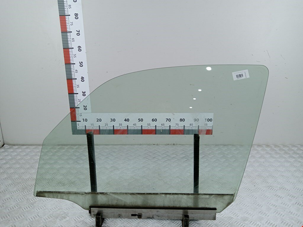 Стекло двери передней левой Opel Meriva A 13205917 арт. 2074412