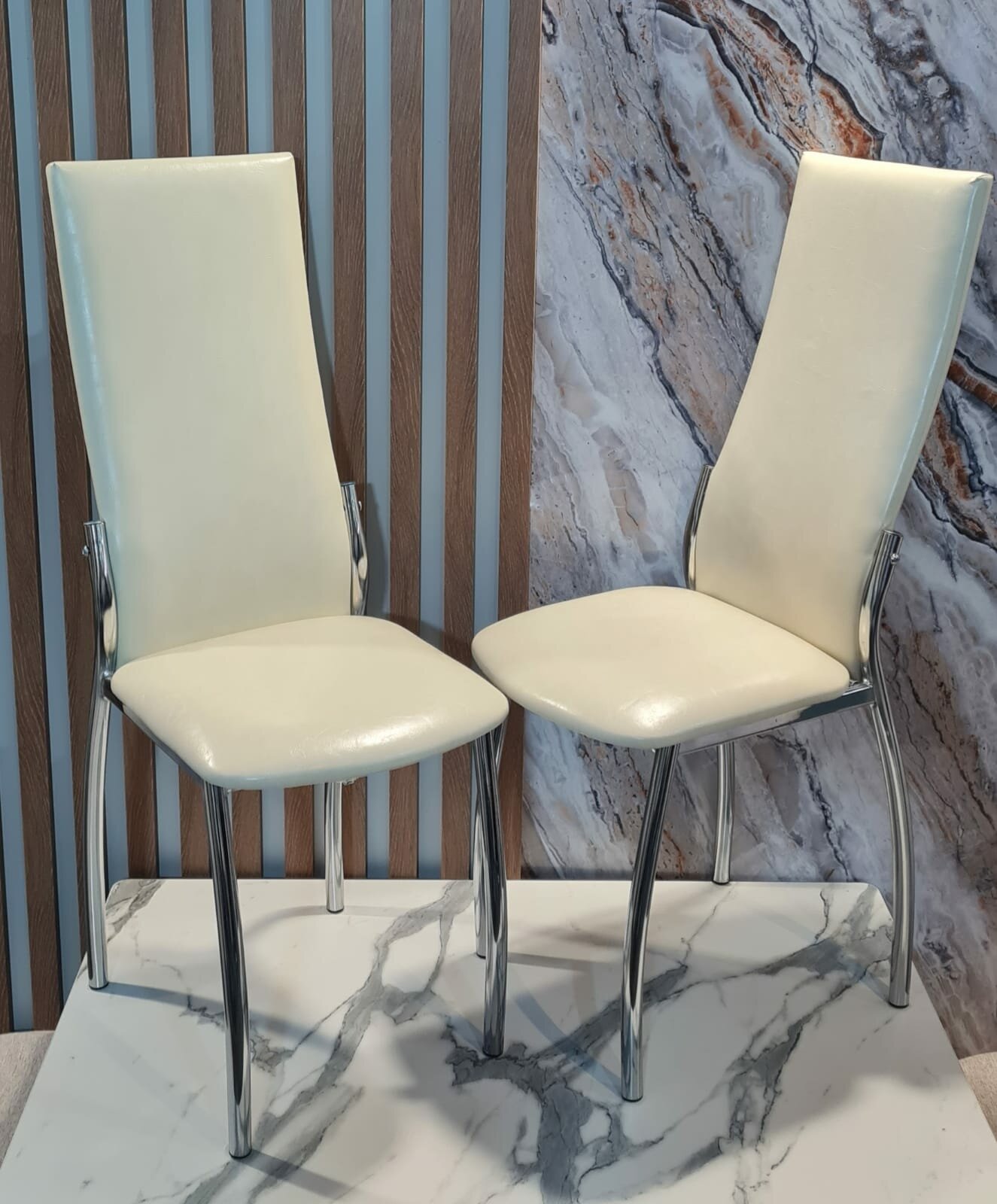 Стул Волна бежевый кожзам без строчки 2шт