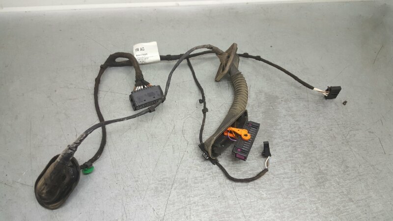 Электропроводка двери задняя правая Volkswagen 5C7971694E