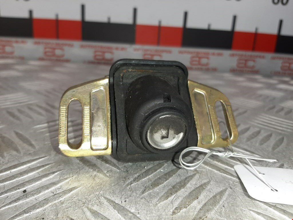 Личинка дверного замка Mercedes Vaneo A4147600105 арт. 890761