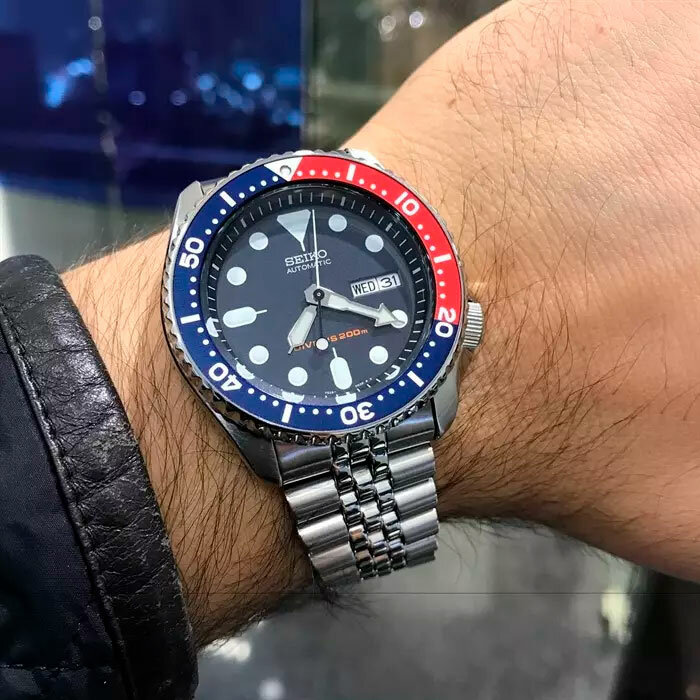 Наручные часы SEIKO Automatic, синий, красный, серебряный — фото 1