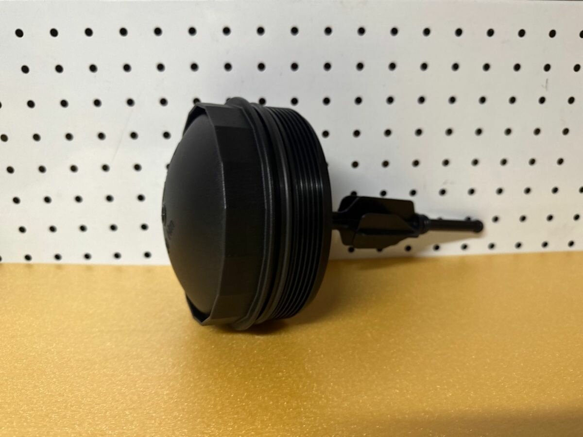 Крышка масляного фильтра МАН Ф90 Ф2000 двигатель D2865 LF21-24 D2866 D2876 MAN F2000