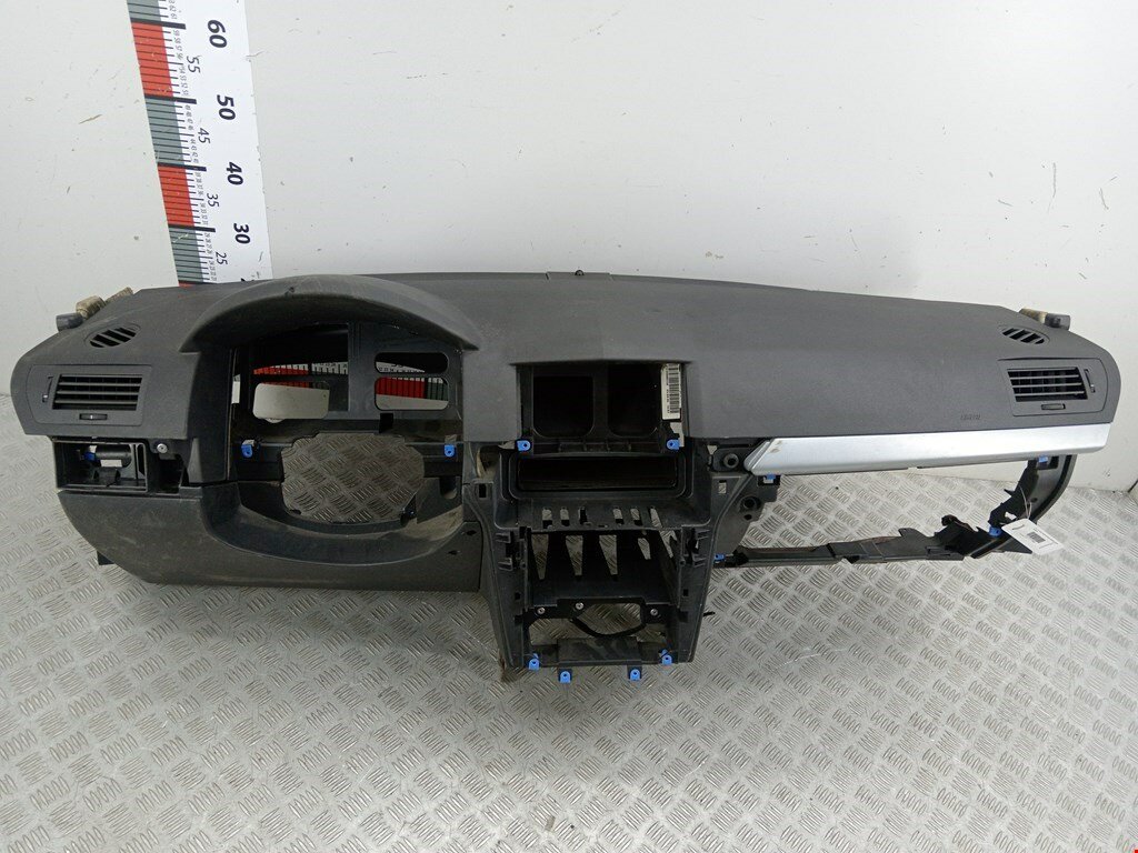 Торпедо (парприз панель приборов панель передняя) Opel Astra H 13149016 арт. 2177793