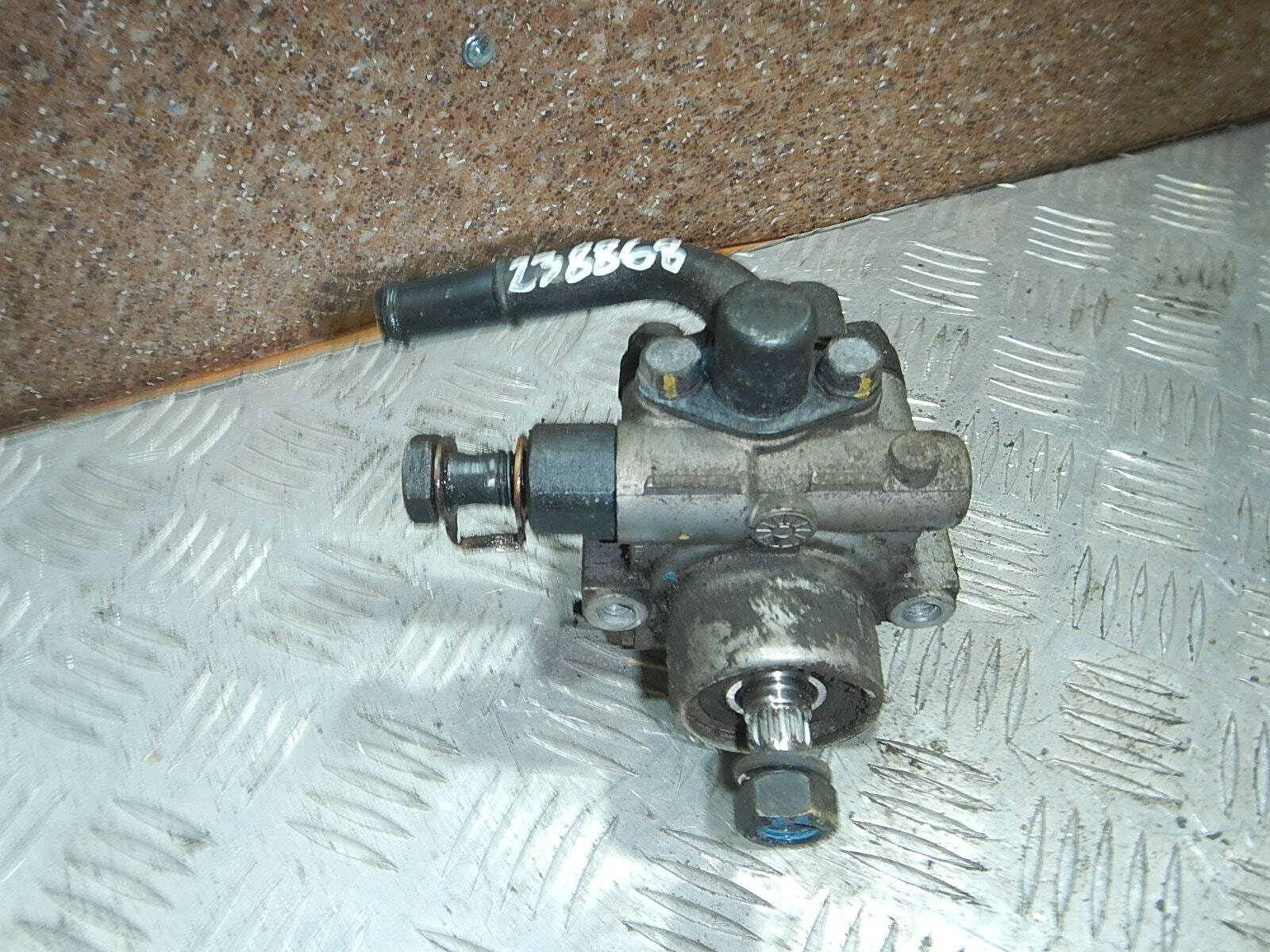 Б/У Насос гидроусилителя, KIA (Киа)-SPECTRA (01-) KIA SPECTRA (01-) без шкива 238868 Hyundai-KIA арт. 0K2A232600D