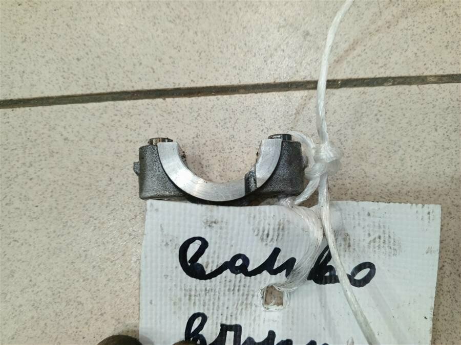 Бугель распредвала от Volvo XC90 2002-2014