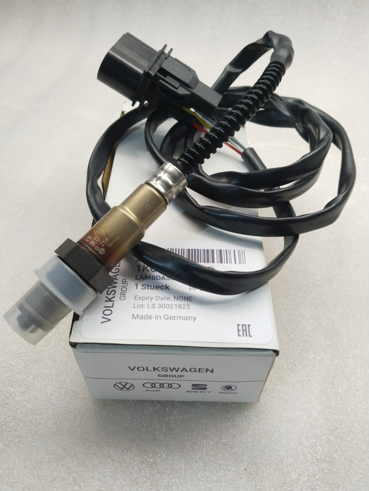 Датчик кислорода VAG для автомобилей Audi, Skoda и Seat арт. 1K0998262D