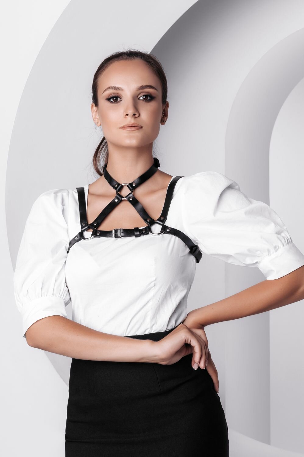 Портупея "PARVATI" - названа в честь индийской богини женственности (S/M)