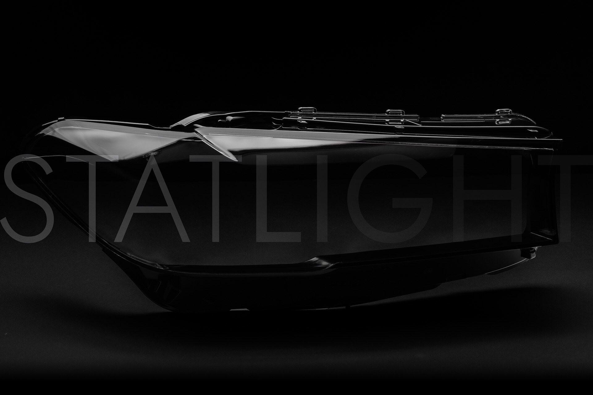 Левое стекло фары BMW 5 G30/G31 2017-2023