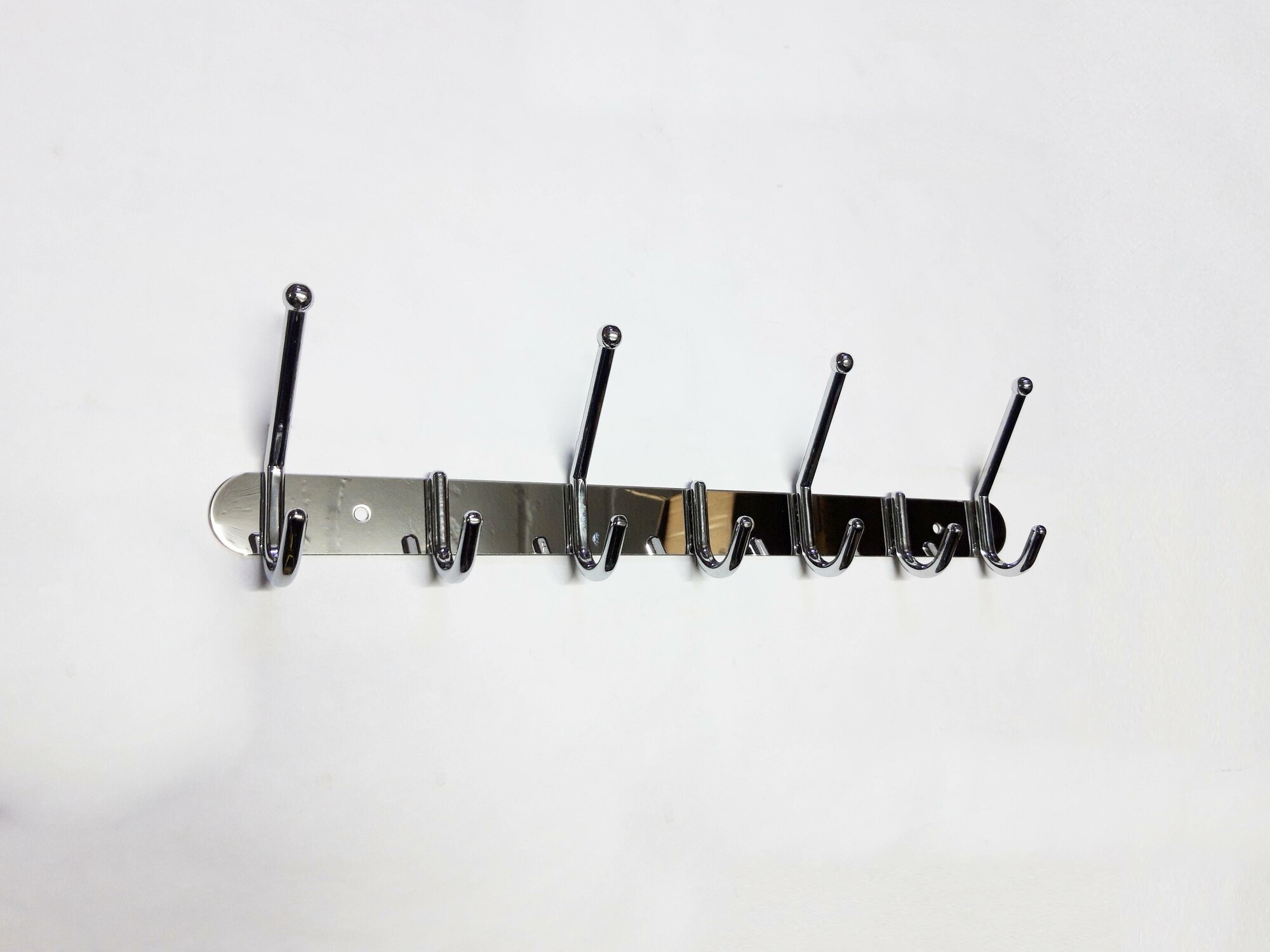 Крючок для ванной Haiba HB201-7 7 крючков на планке, настенный, хром