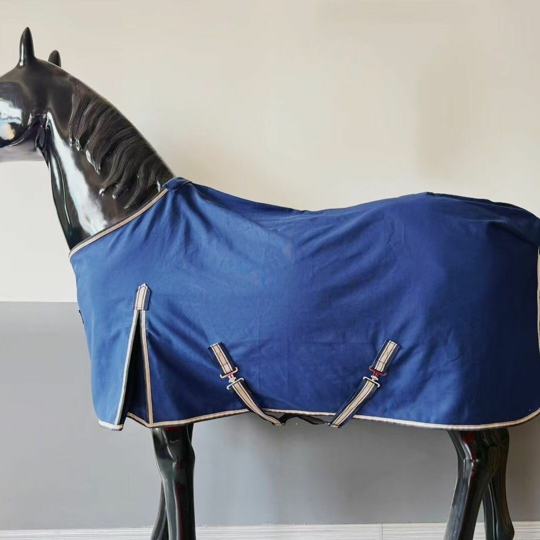 Тонкая однослойная одежда для верховой езды, сшитая из тонкого льна летом и осенью, устойчивая к разрывам