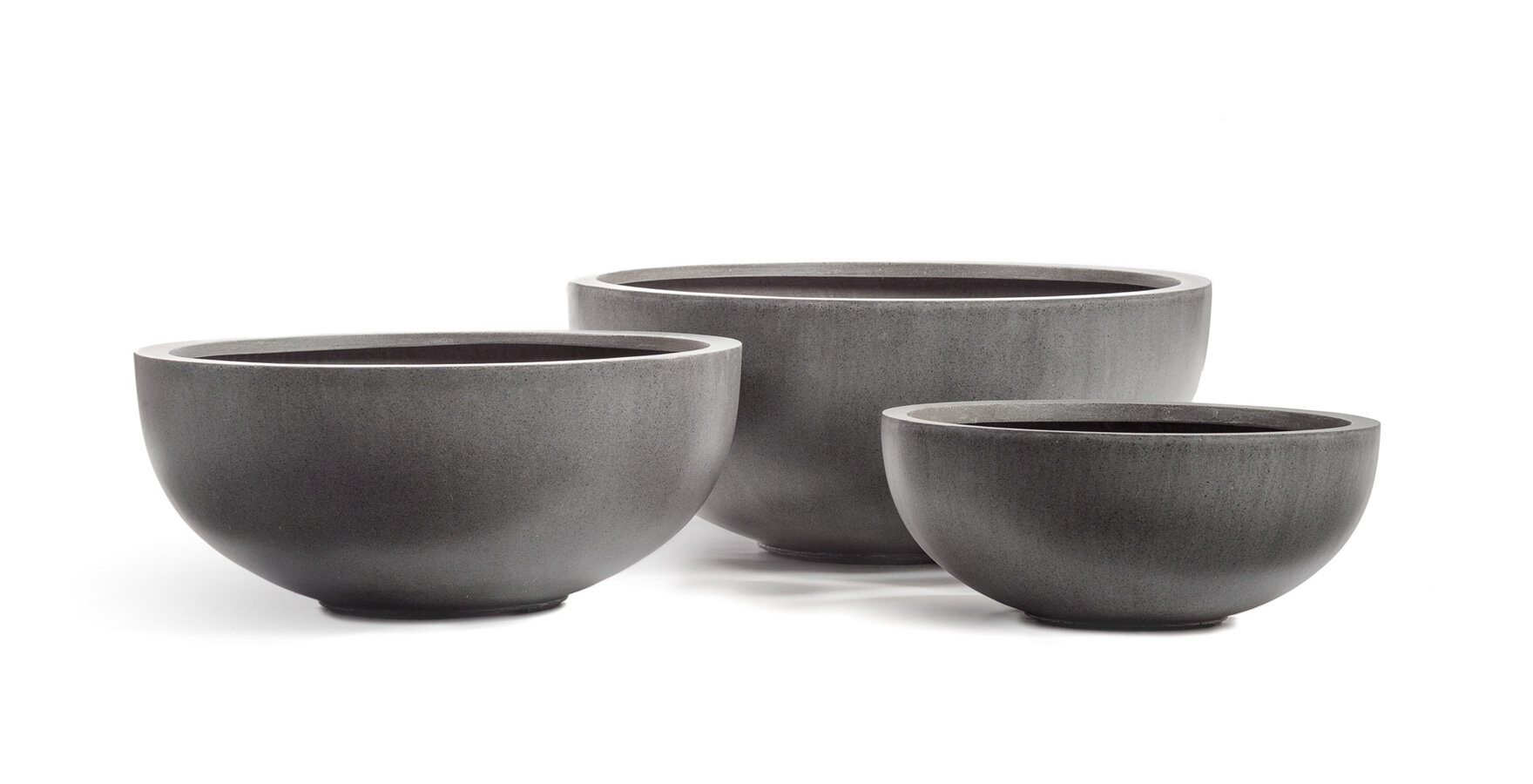 41.3317-02-006-GR-50 Кашпо TREEZ Effectory Beton Низкая сферическая чаша Тёмно-серый бетон д-50 см, в-20 см