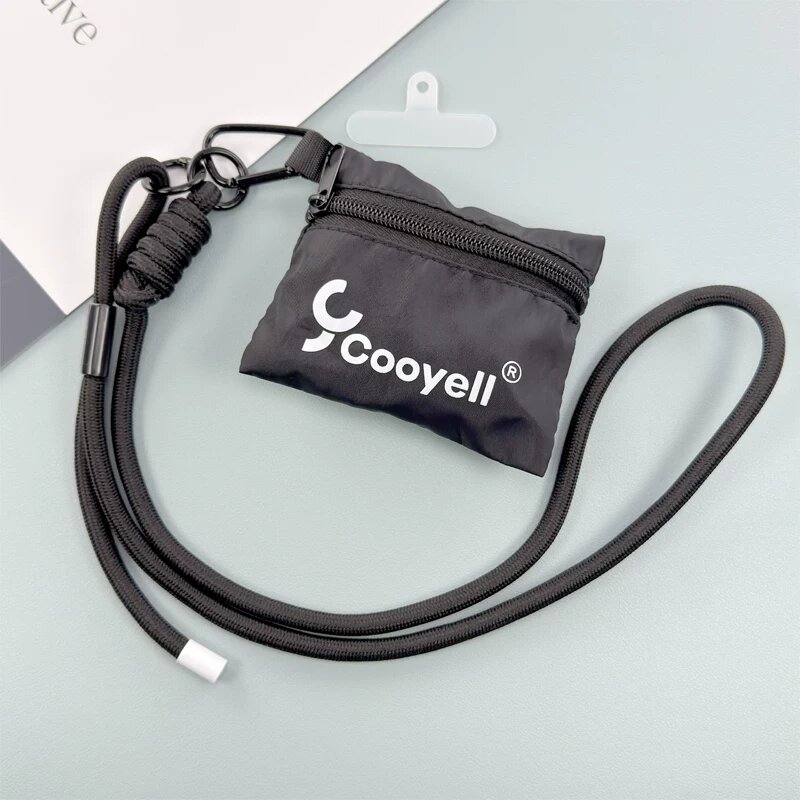 Черная квадратная мини-сумка Cooyel через плечо с черным металлическим шнуром, черным D-кольцом и кремовыми T-зажимами