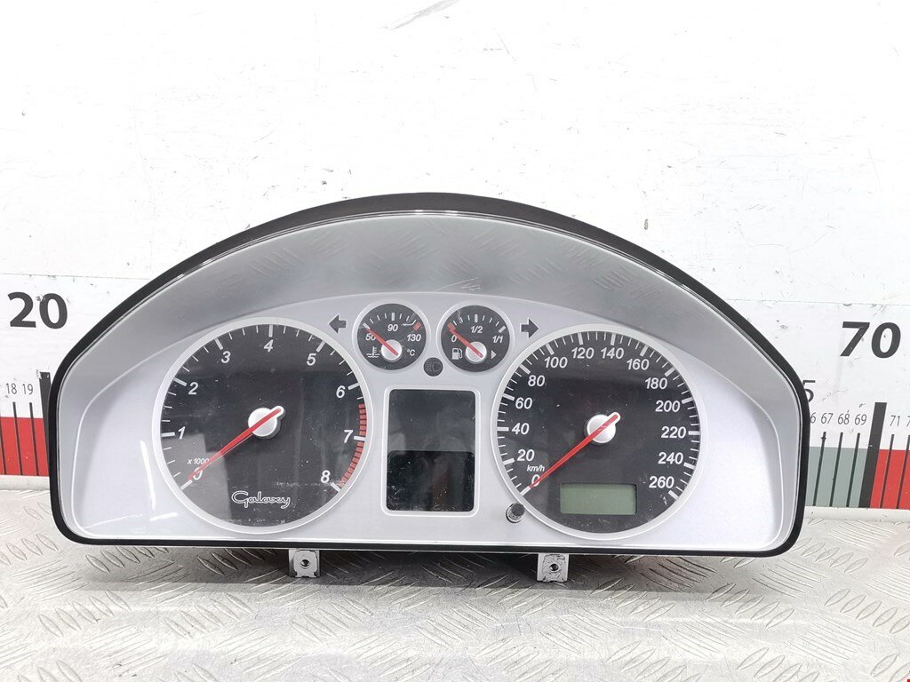 Панель приборная (щиток приборов) Ford Galaxy 1 YM2110849BCD арт. 2140168