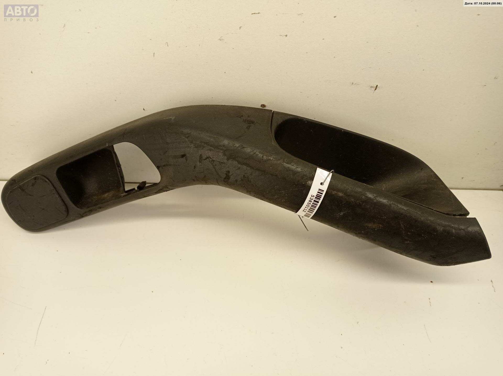 Ручка двери внутренняя задняя правая Volkswagen Passat B4