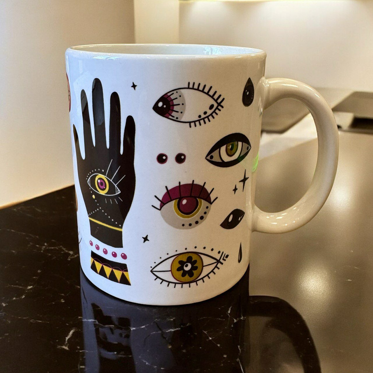 Кружка "Магические символы", керамика, 300мл, с магическим узором, магические артефакты