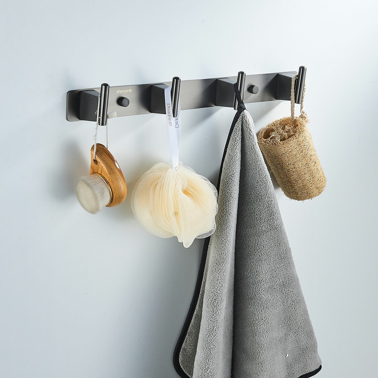 Крючки на планке BELZ