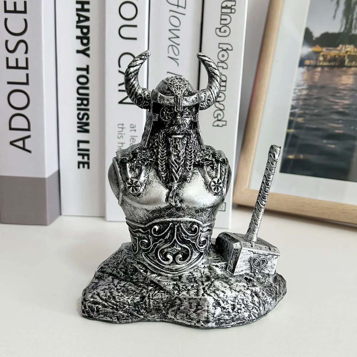 Статуэтка Одина из смолы Silver