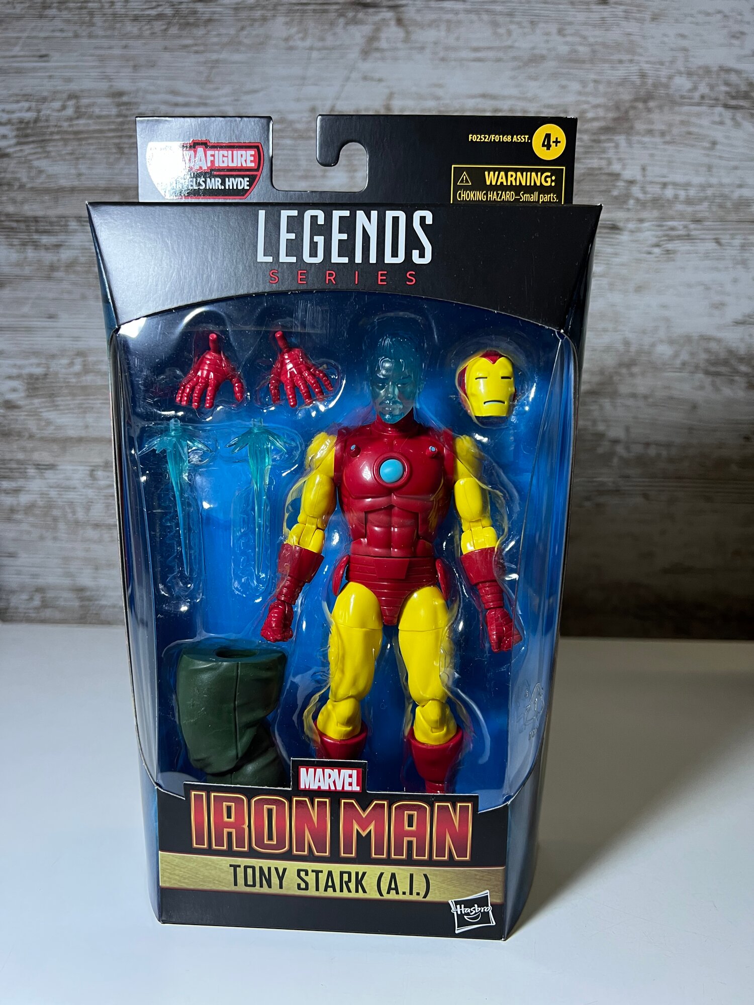 Фигурка Марвел Железный Человек, Тони Старк, Marvel Legends Series, Iron Man , Tony Stark, 18 см от Hasbro