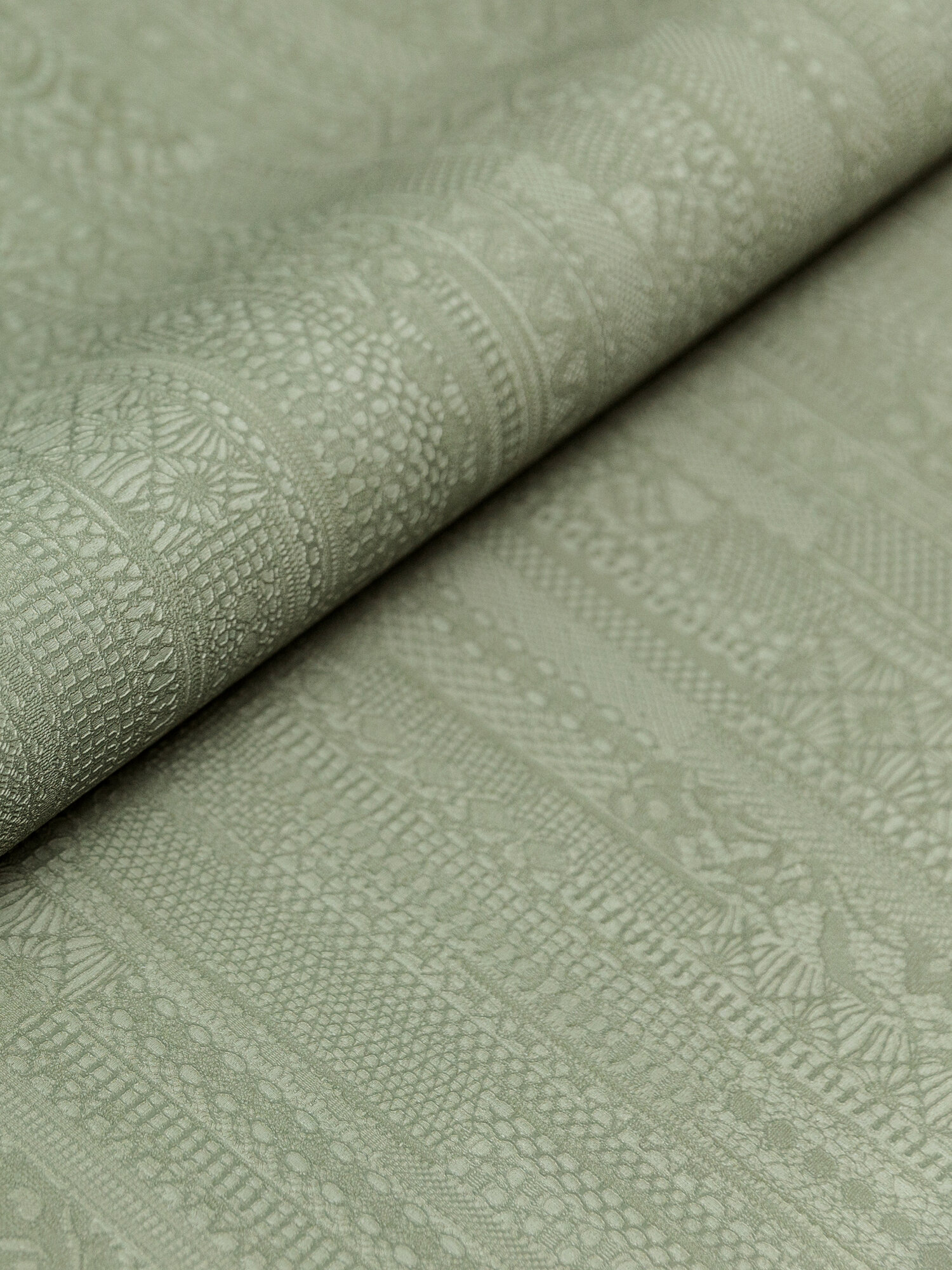 Обои виниловые на флизелине метровые 1.06 KERAMA MARAZZI, Ажур, база, зеленый, KM8207