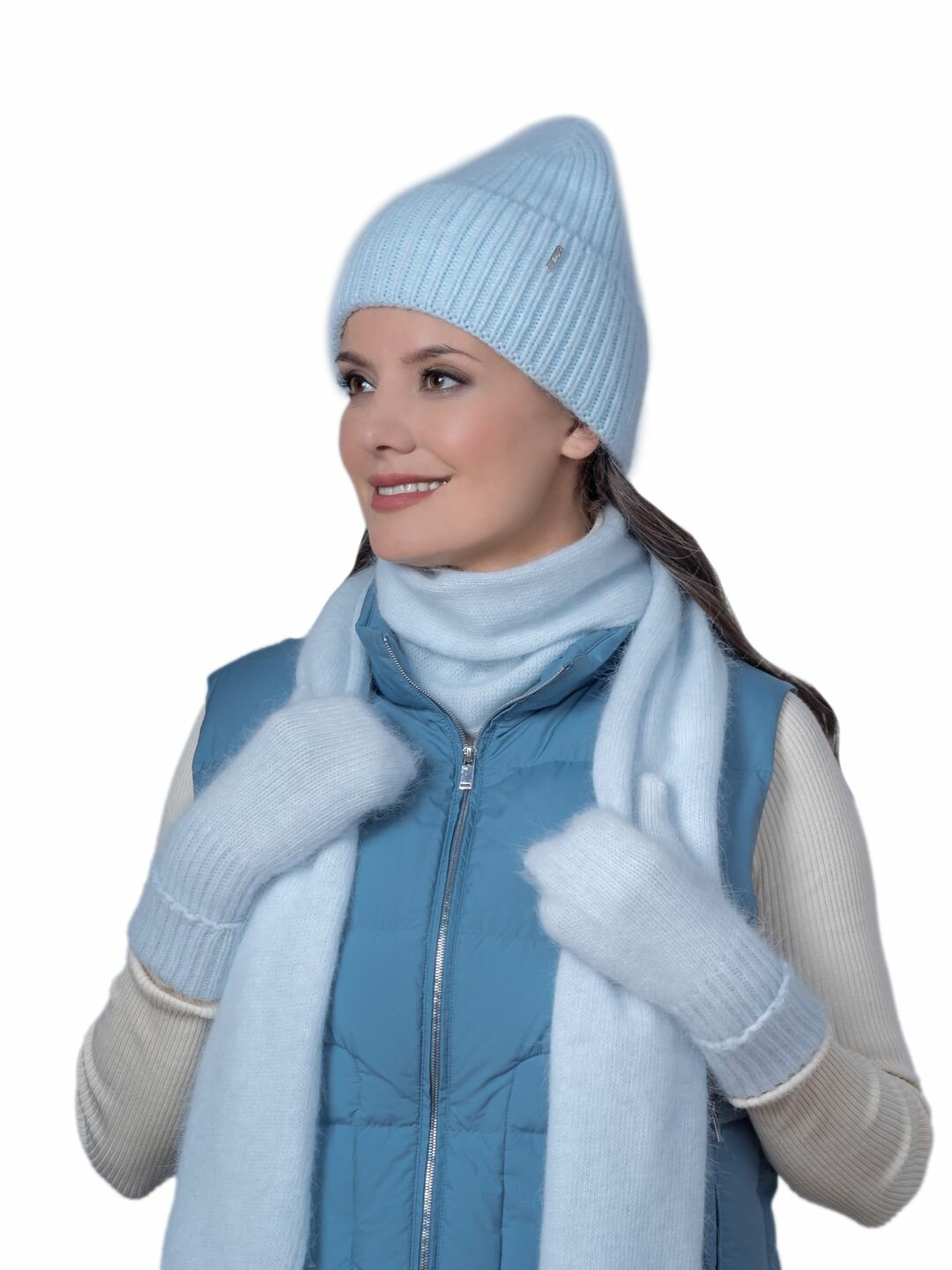 Шапка-бини для женщин