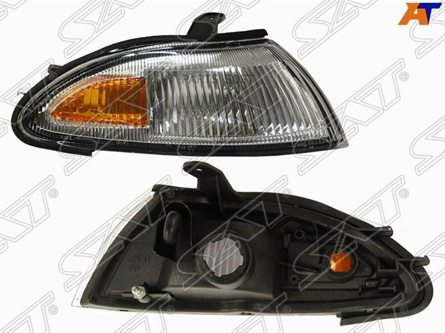 Габарит Toyota Sprinter Marino 92-97 (Справа) SAT ST-12-371R | цена за 1 шт