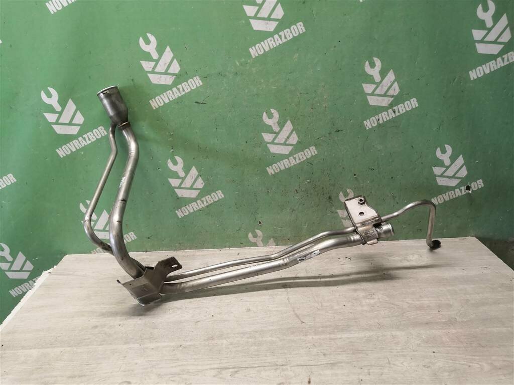 Горловина топливного бака Ford Tourneo Connect 02-13