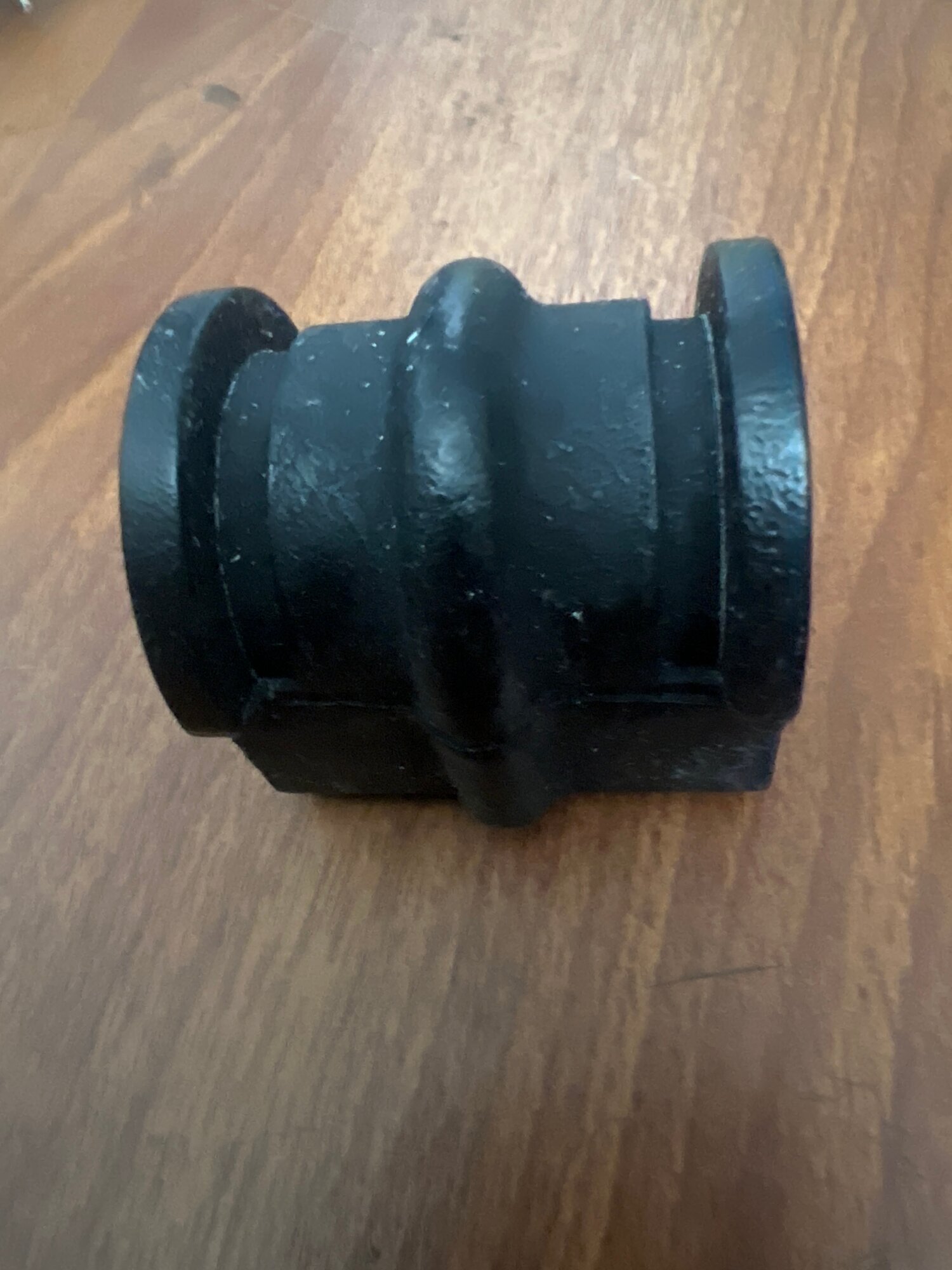 Втулка переднего стабилизатора NISSAN 546138H318 для а/м Nissan X-Trail