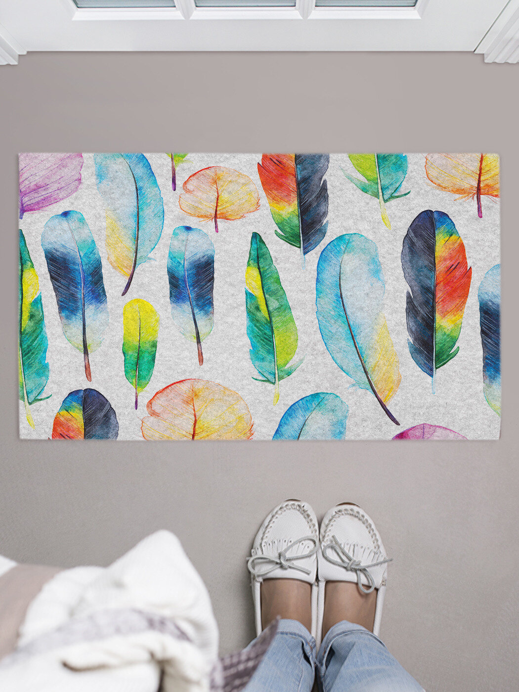 Коврик придверный в прихожую с принтом "Акварельные перья" 45 на 75 см , JoyArty