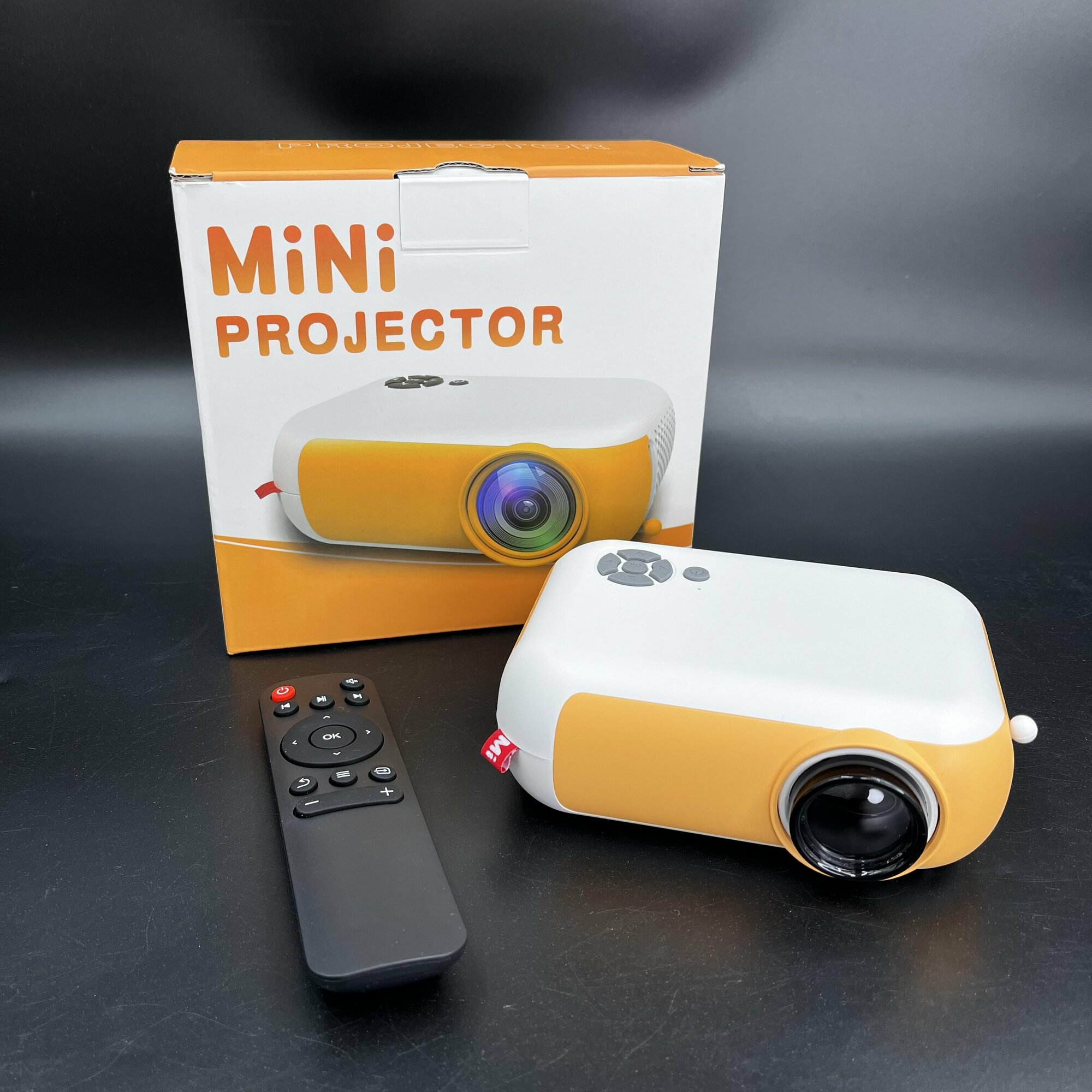 Проектор мини / Mini Projector A10 / домашний проектор / hd проектор / видеопроектор мультимедийный / кинопроектор led