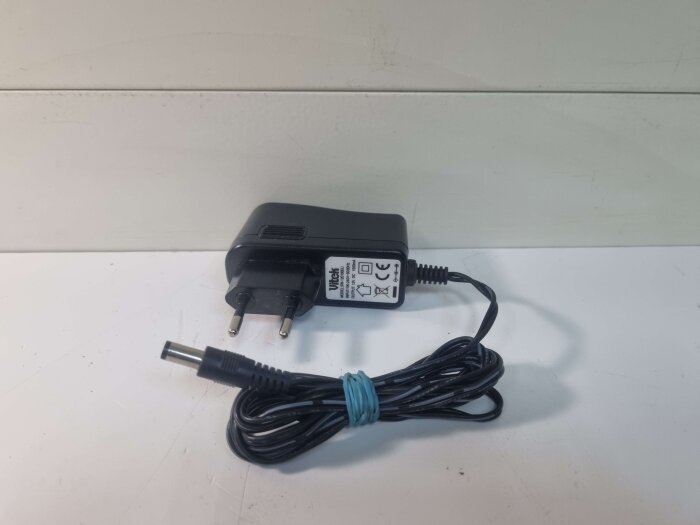 Блок питания Vitek SW-120100EU 12V 1A