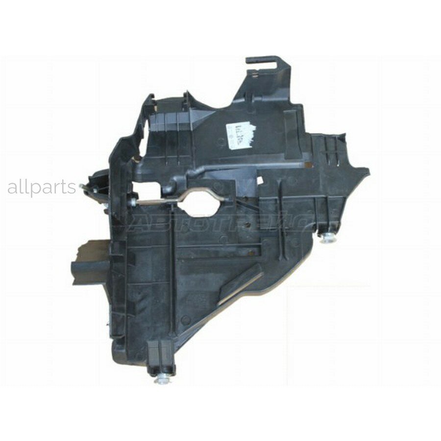 SAT ST-VW61-206-1 Крепление фары Volkswagen Touareg 02-07 (Справа)