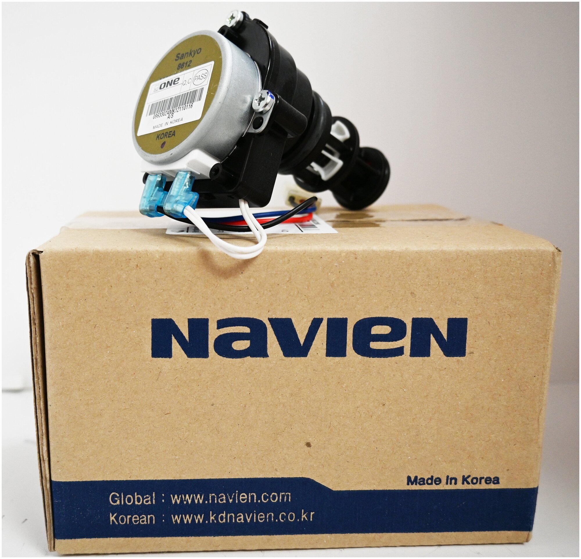 Трехходовой клапан Navien: Deluxe S 13-40K, Deluxe ONE 24-40K 30020637