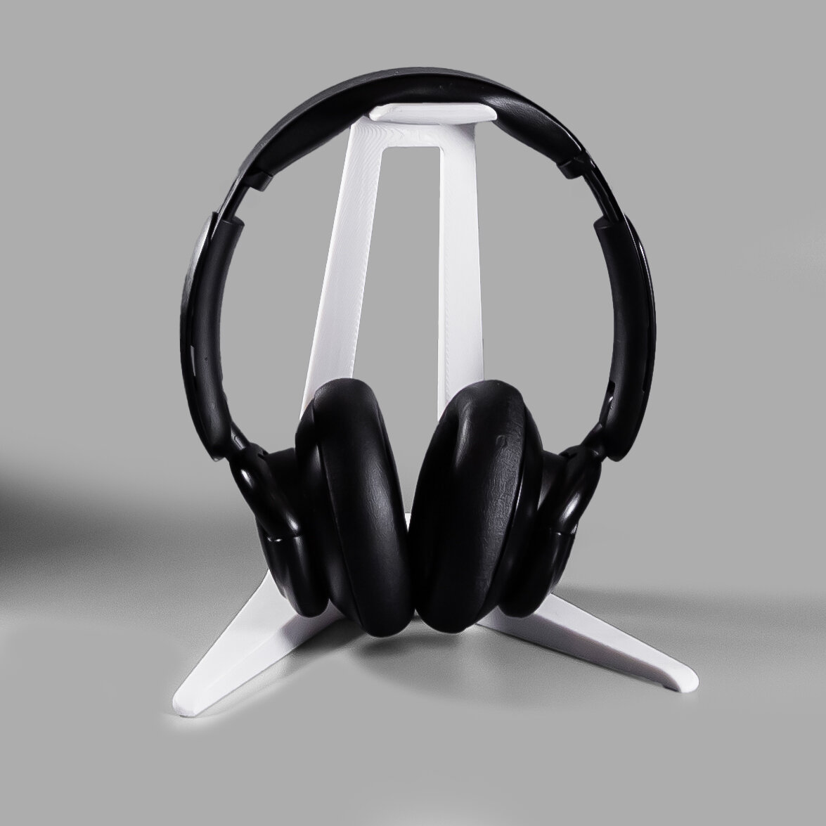 Подставка-держатель для накладных наушников, настольная, 3D печать, белая