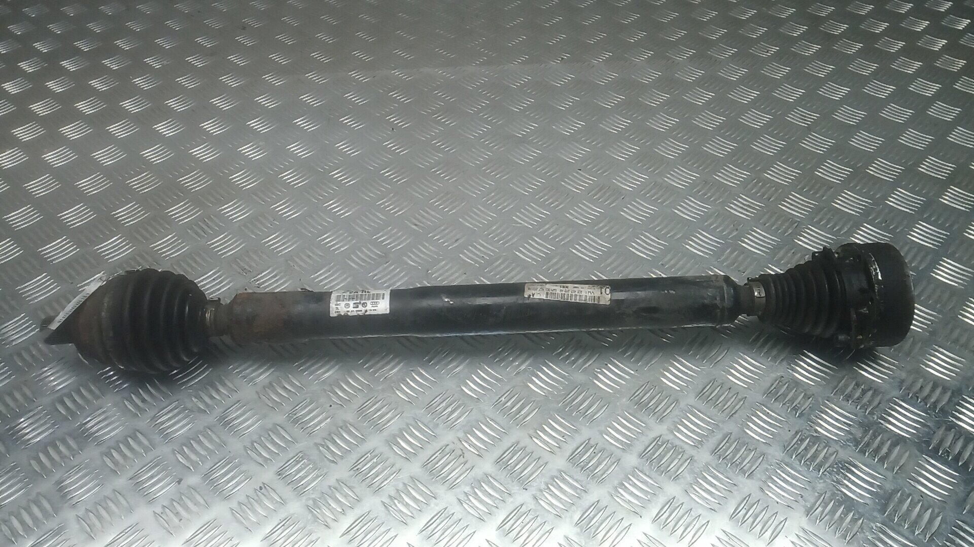 Привод передний правый VOLKSWAGEN PASSAT B6