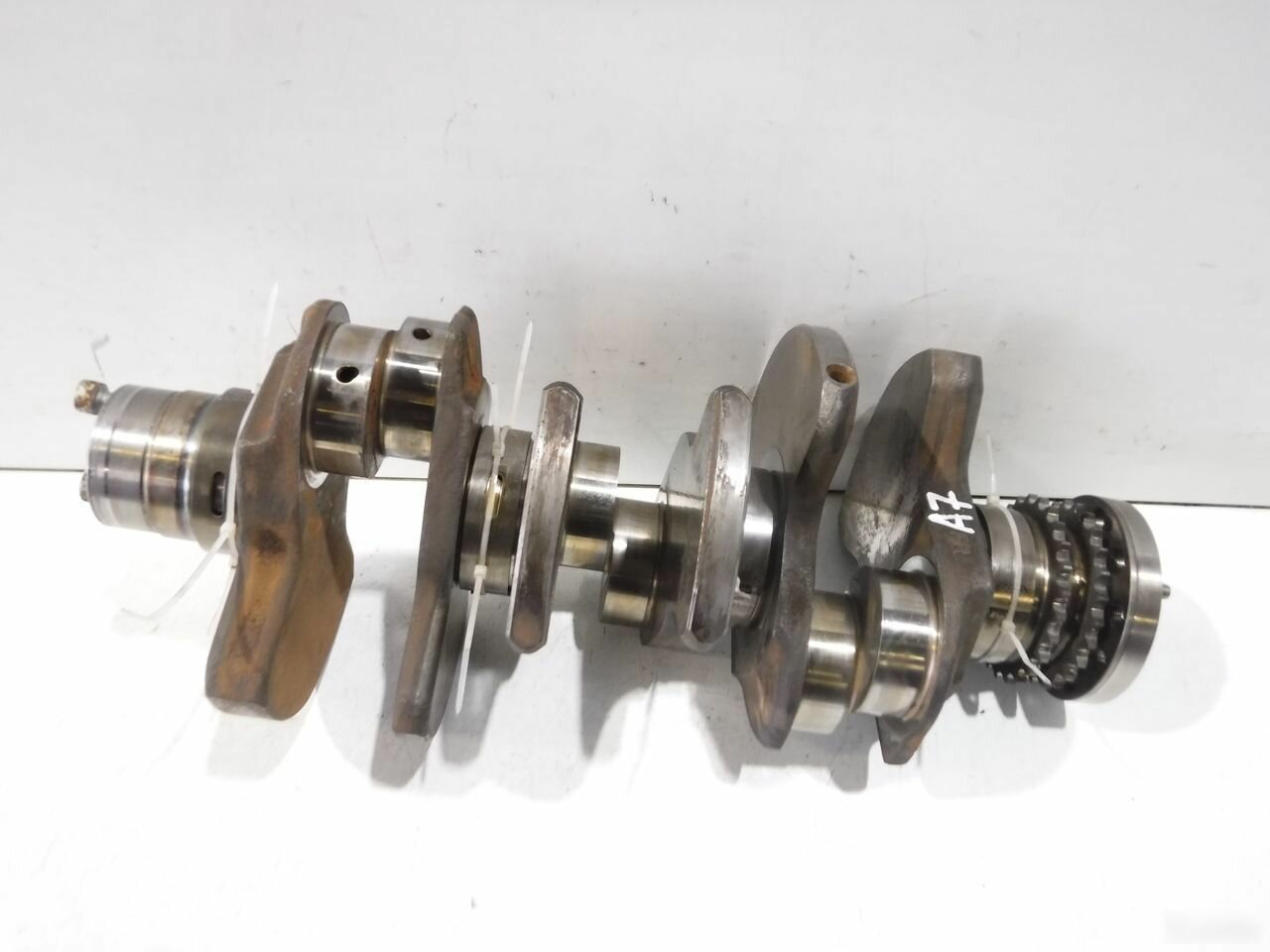 Коленвал Audi A7 I (2010—2014) 06E105101AE