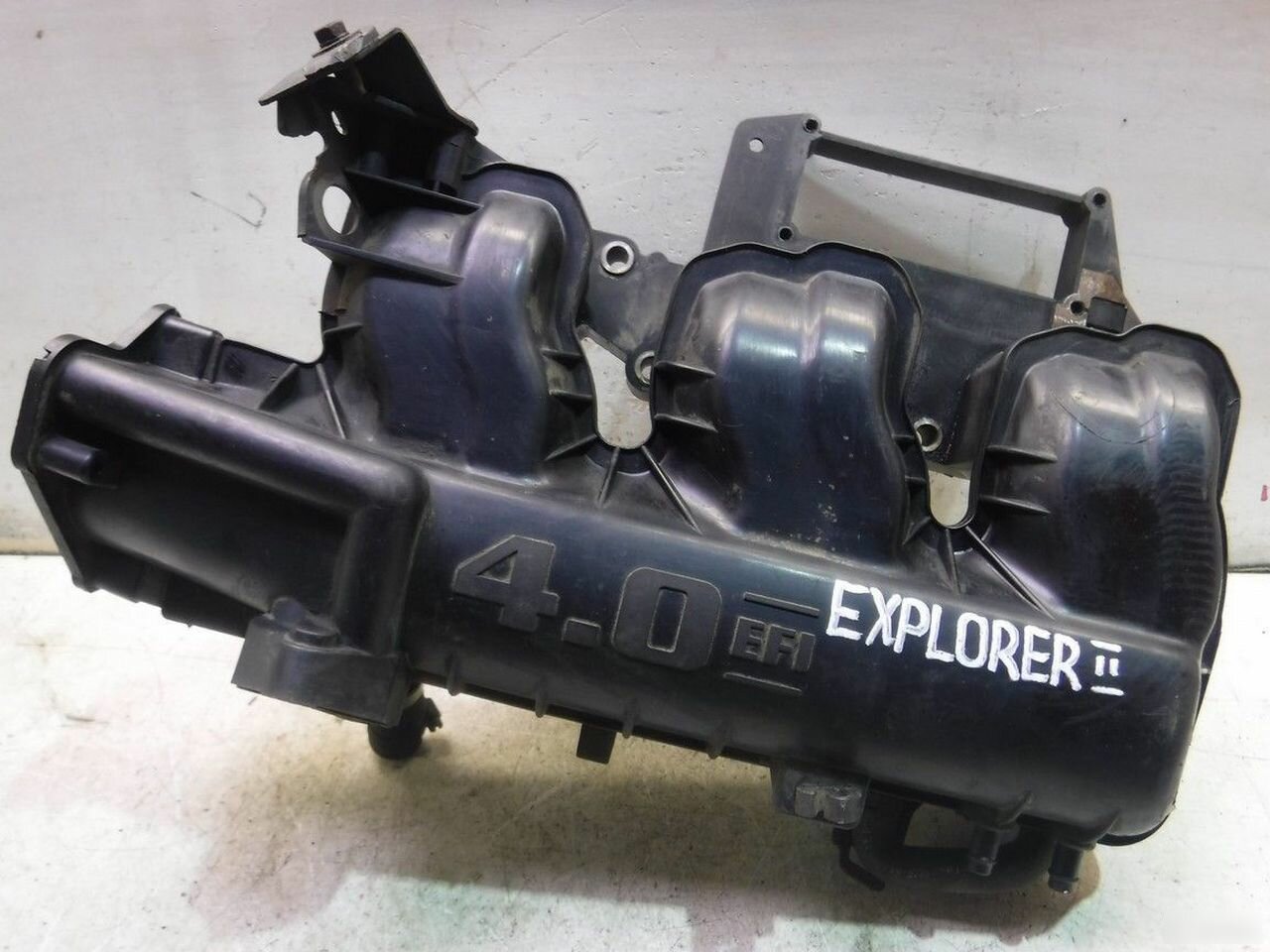 Коллектор впускной Ford Explorer II (1994—2003) 95TF9E648AA