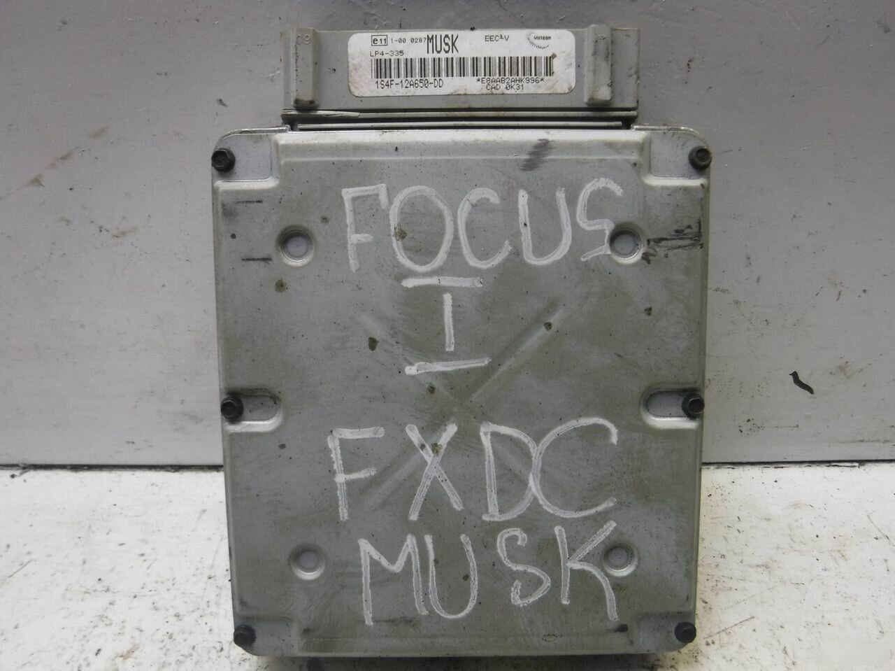 Блок управления двигателем Ford Focus I (1998—2004) 1s4f12a650dd MUSK